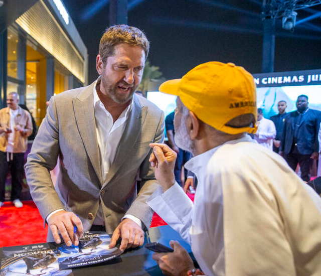 Gerard Butler opens red-carpet premiere of ‘How to Train Your Dragon ...